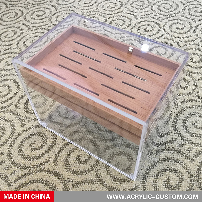 Wholesale Acrylic Humidors, Clear Cigar Boxes with Custom Logo
