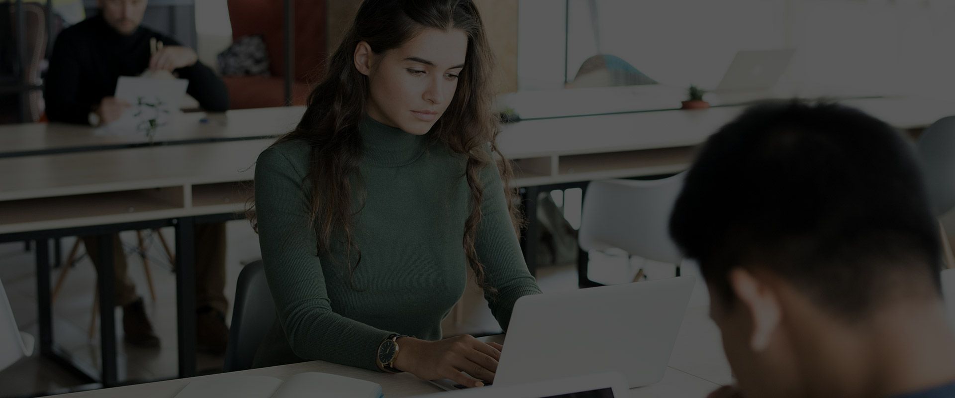 Outdoor Gobo Projector | Customized Image Projector | Noble Lighting.